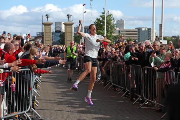 Jill Scott 'in a lot of pain' after finishing mammoth Sport Relief ...