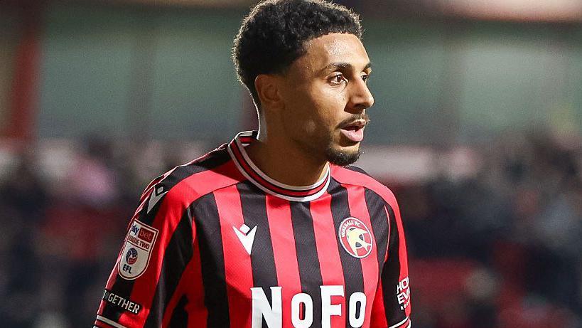 Barnet sign former Walsall midfield duo