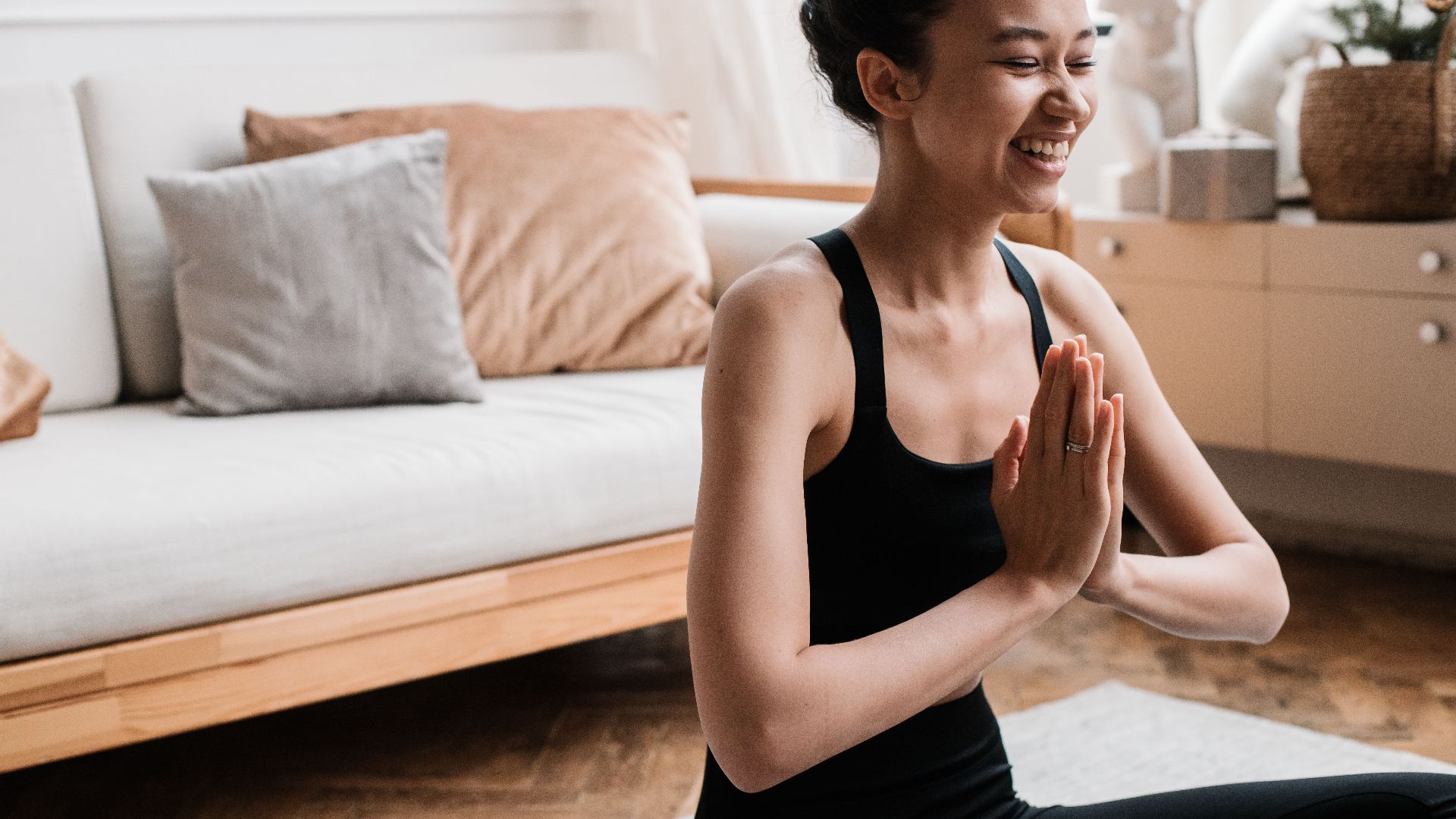 20 everyday items that make home workouts easier