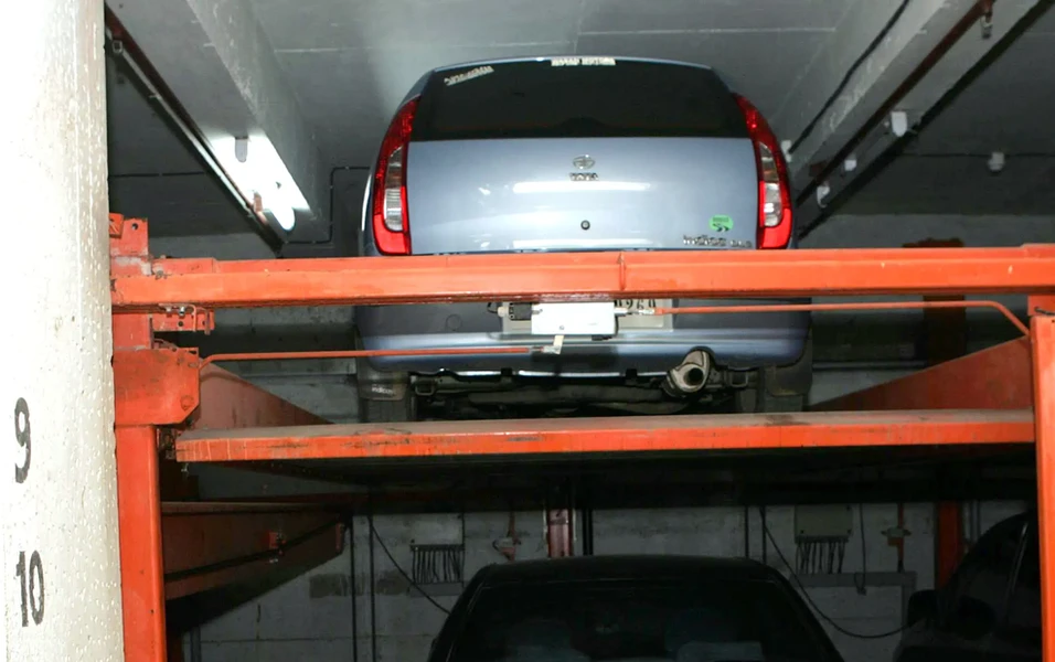 Parking lift shortage stalls Mumbai home handovers