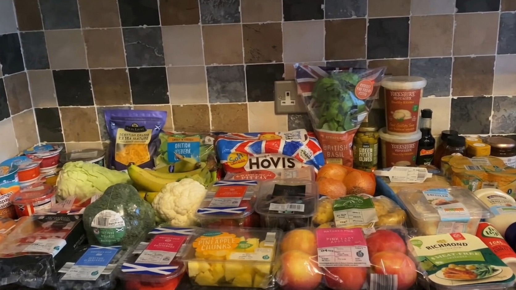 Healthy food haul inspiration for affordable weekly family meals