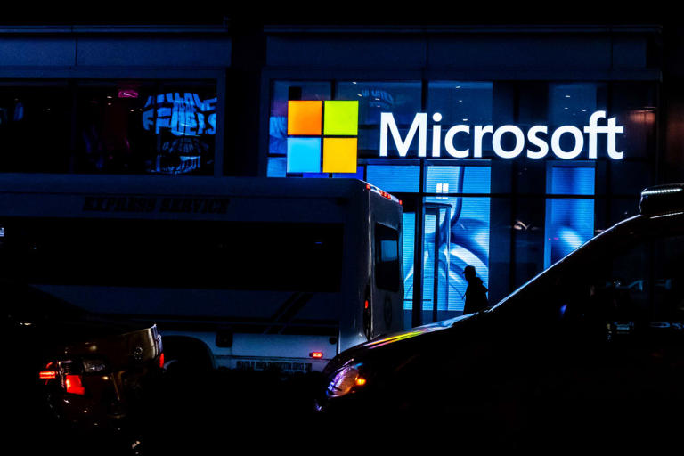 Microsoft stock is having a rough week. It’s the latest AI play under ...