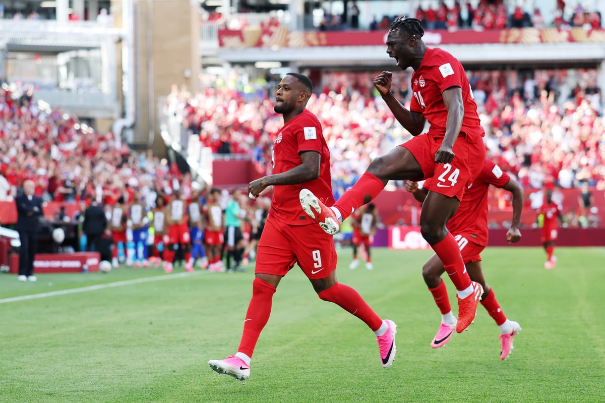 Supersub Larin snatches point as Canada held by Bosnia