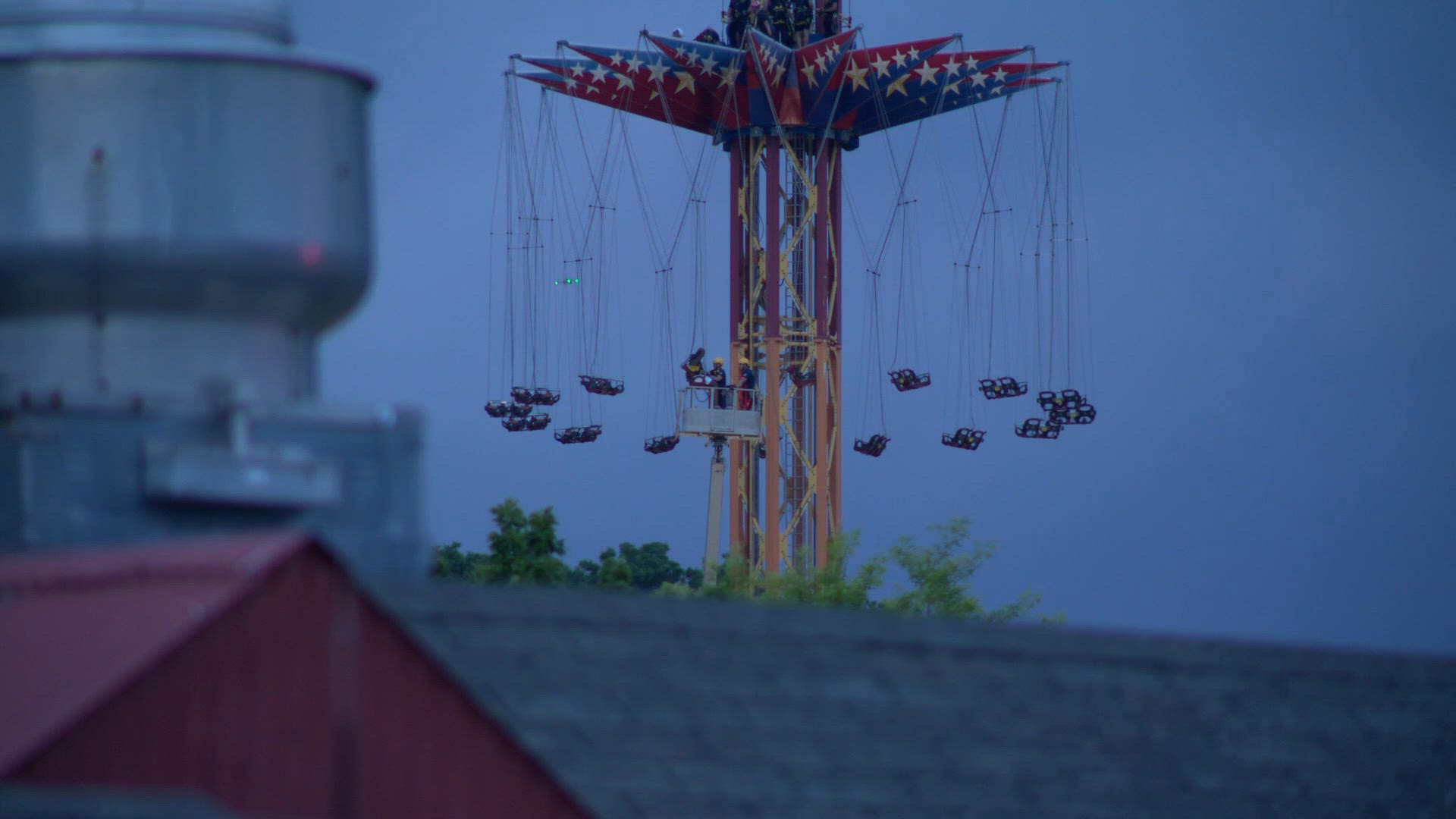 Six Flags ride closed after malfunction; 4 rescued