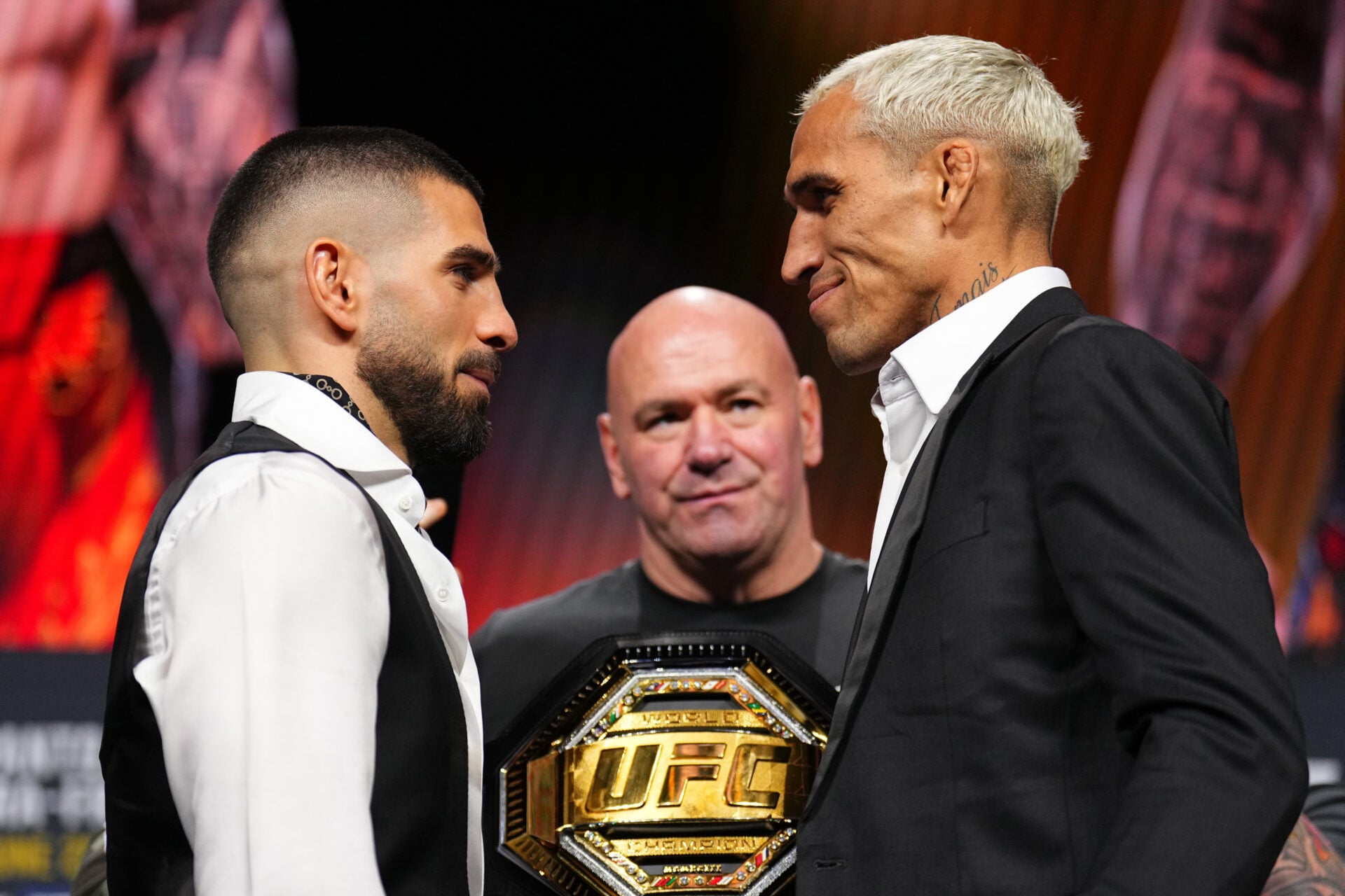 Charles Oliveira sends heartfelt message to Ilia Topuria before UFC ...
