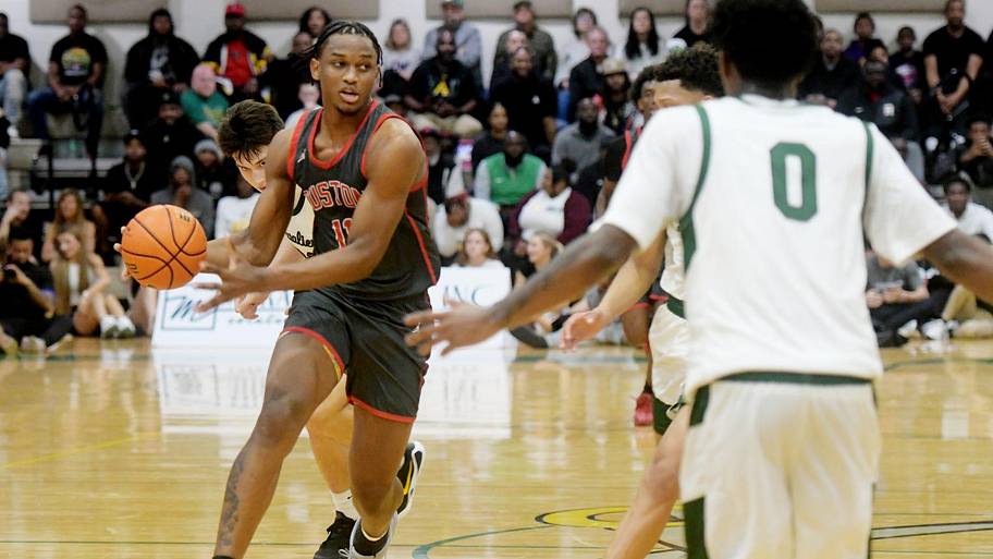LSU's two-sport star commit stands out at NBPA camp