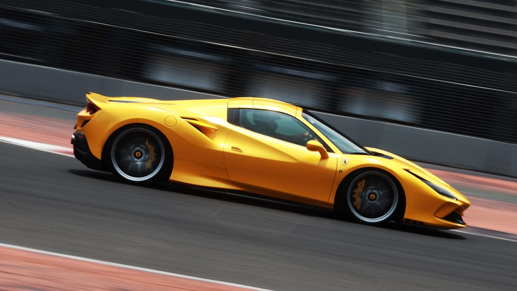 10 classic car colors that shine and those that don’t