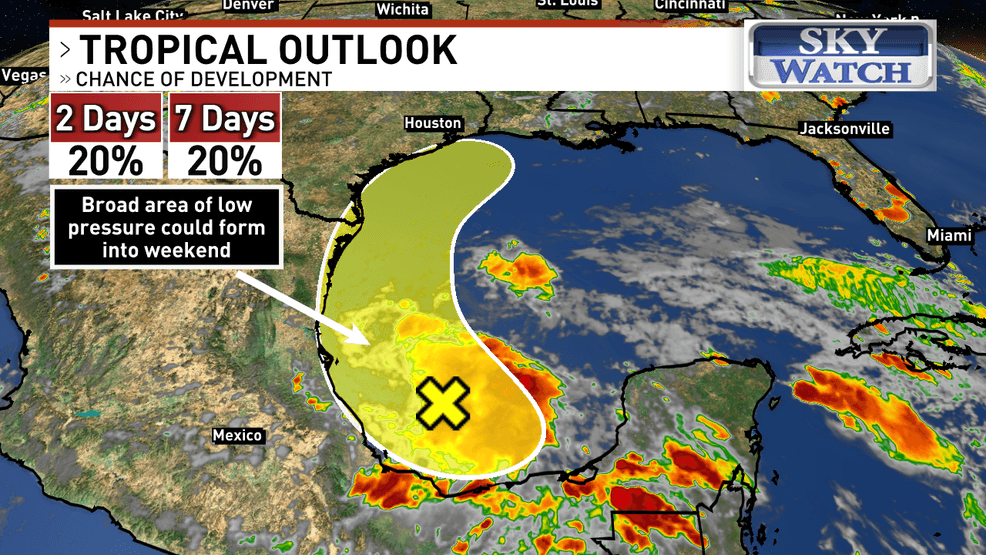 Low pressure in southern Gulf holds at 20% tropical depression chance