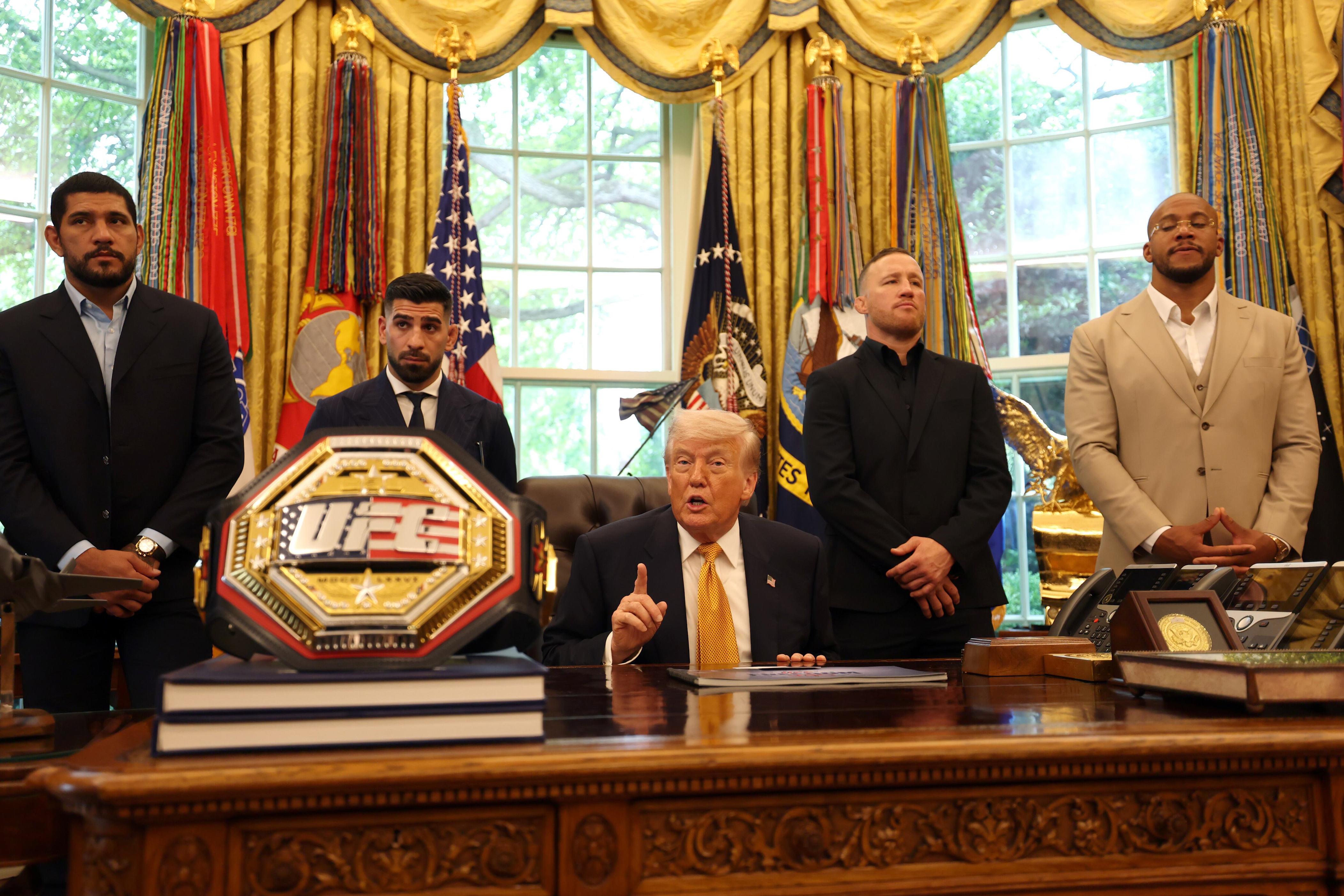 Joe Rogan urges White House UFC event be moved indoors