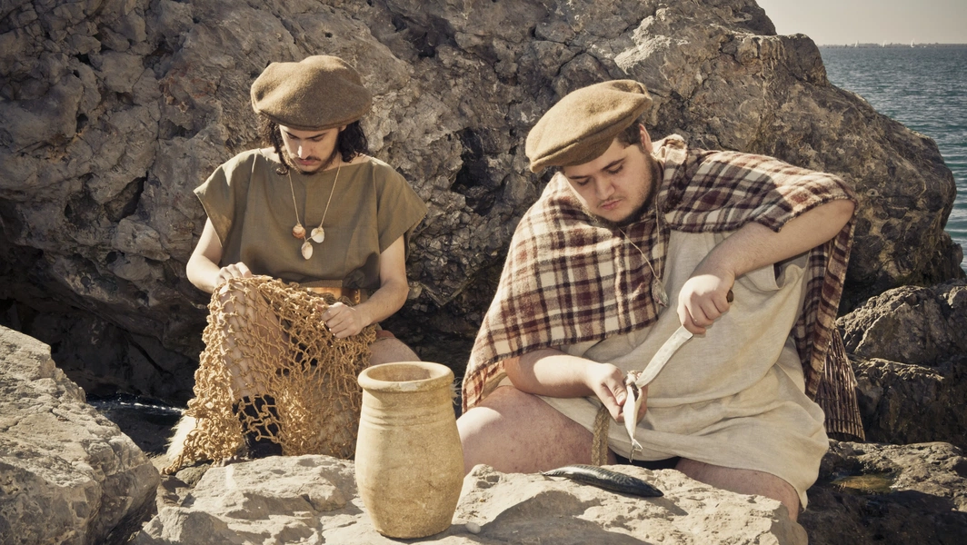 Farming and fishing in early human societies
