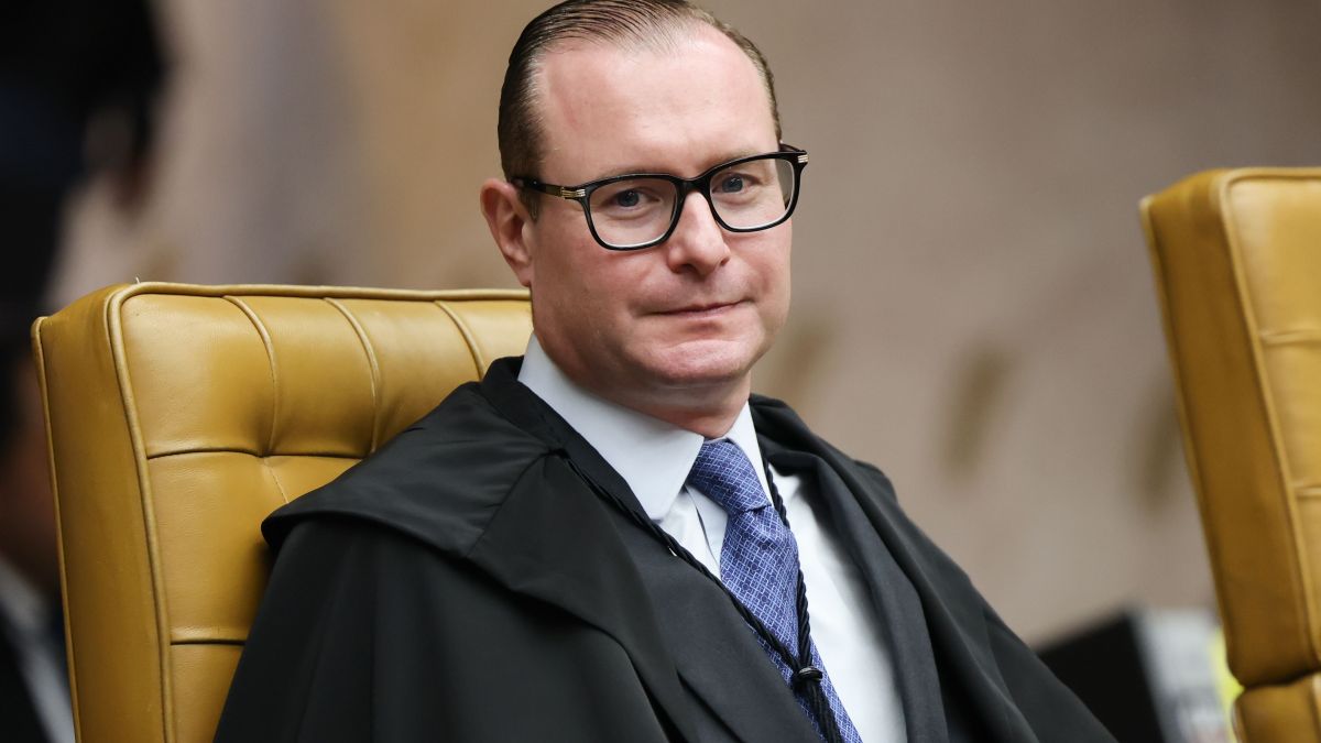 Zanin vota para que tempo de recolhimento noturno possa ser abatido da pena