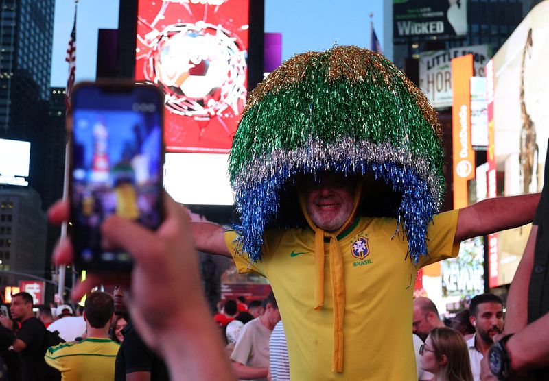 Soccer-spotlight on US as it takes its turn as World Cup hosts