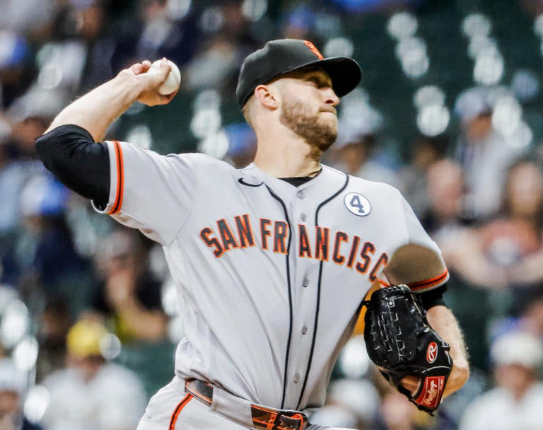 Giants change by-committee approach, name closer instead of keeping ...