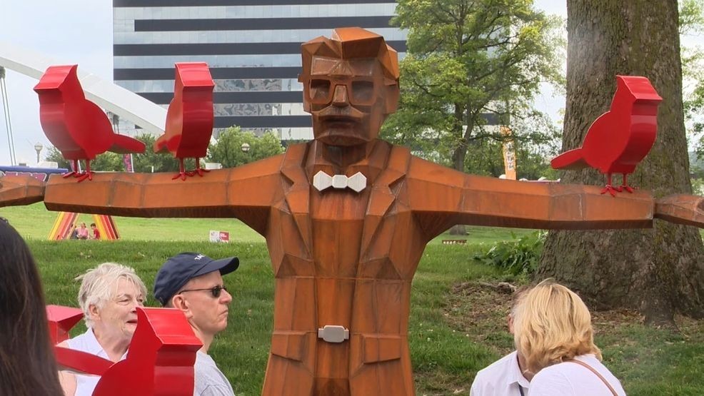 Piece by piece, metal by metal, national and local artists mingle offerings
