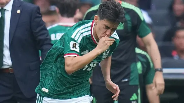 Gilberto Mora es el sexto jugador más joven en un Mundial