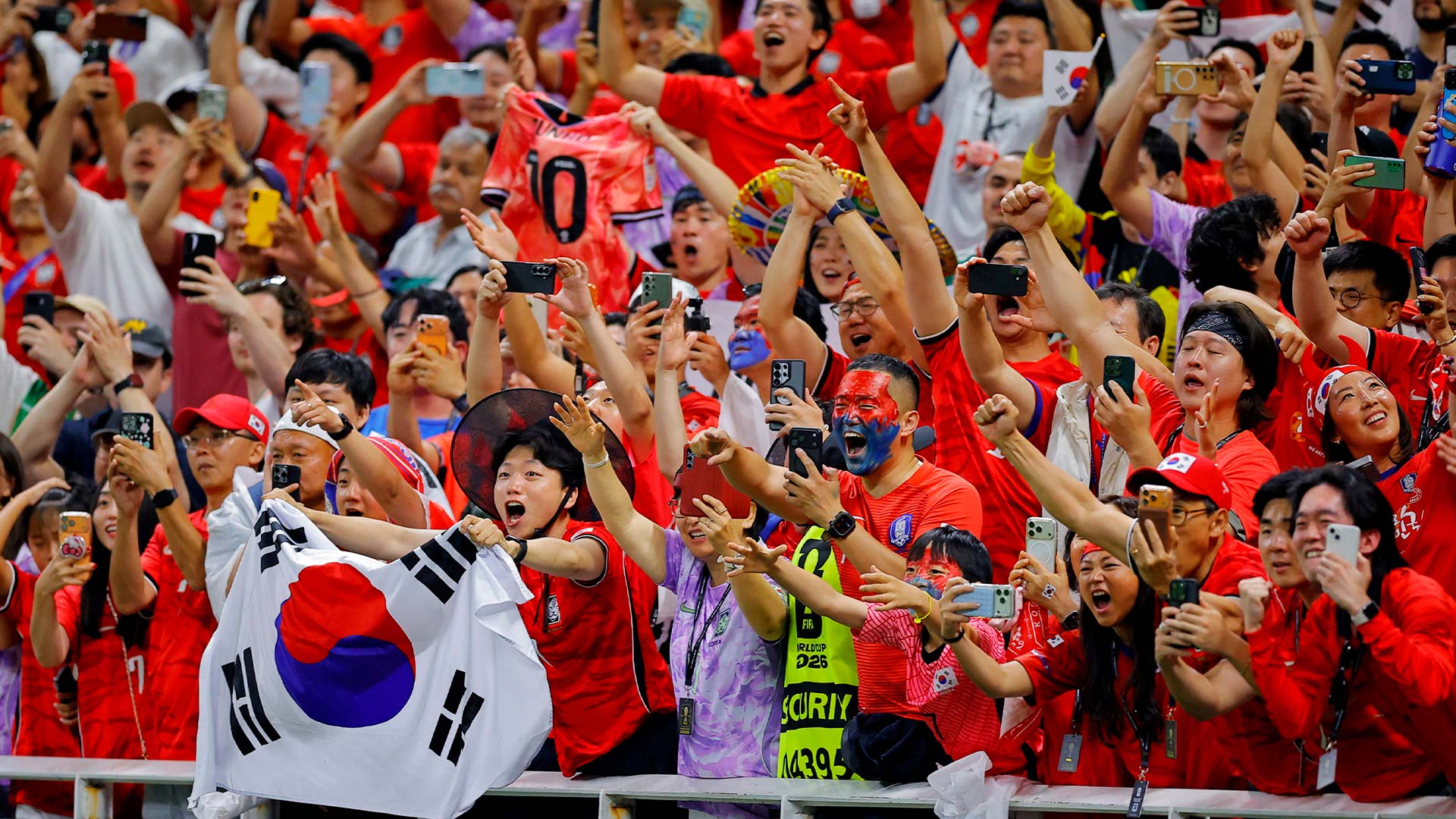 Tequila and 'Gangnam Style': South Korea's World Cup fans enjoying Mexico