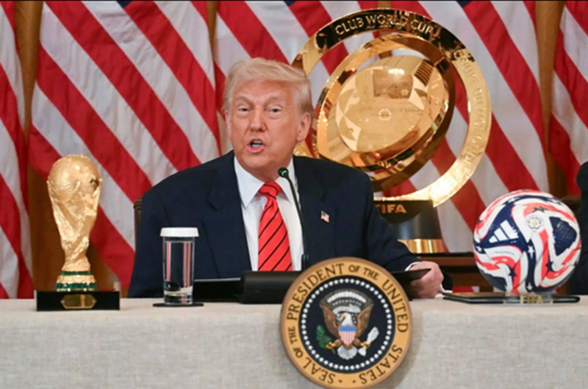 Potensi rusak suasana penyerahan trofi, Presiden FIFA pastikan Donald ...