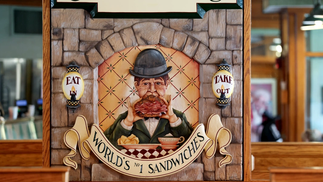 13 popular sandwich chains across America