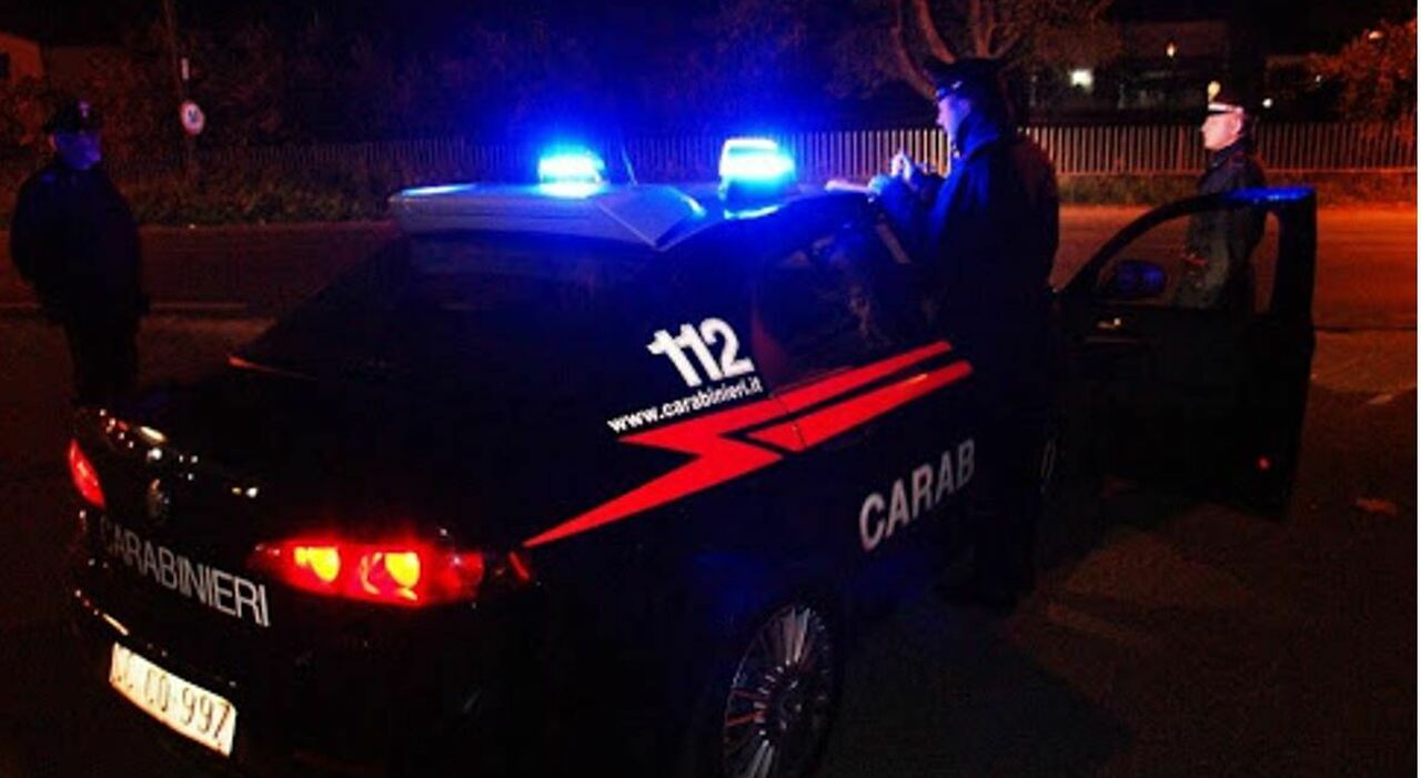 Faccia a faccia con i ladri alla finestra, ragazzo sotto choc a ...