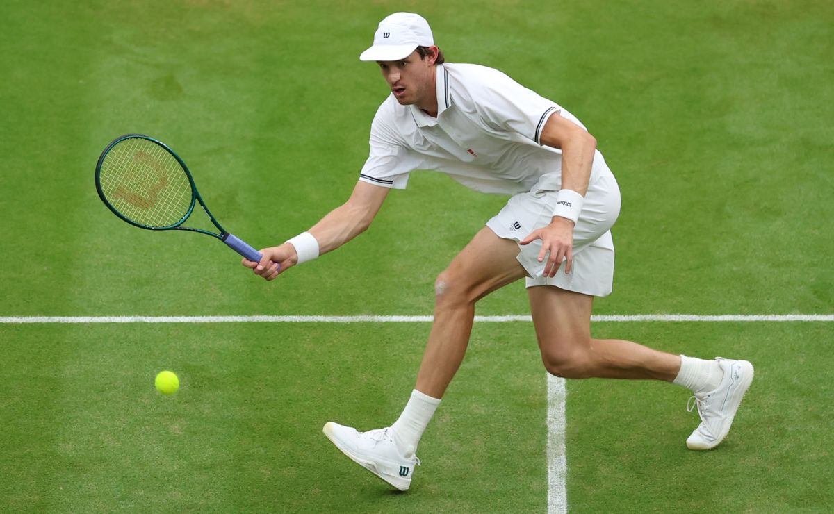Nicolás Jarry se baja de Wimbledon por lesión en el codo y peligra la ...