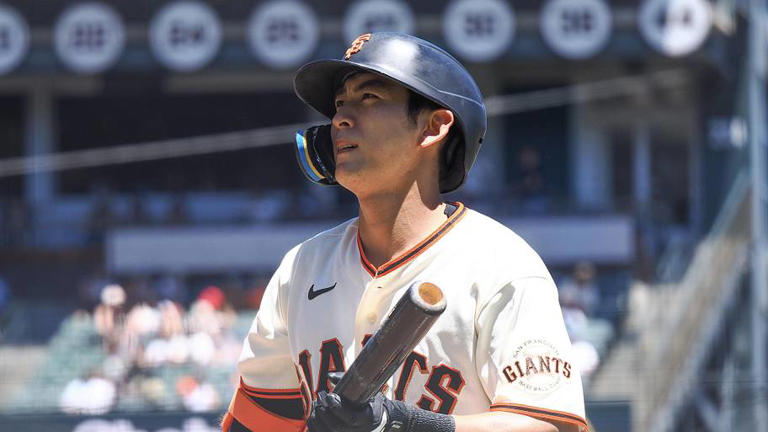 Jung Hoo Lee's hit streak may force SF Giants into yet another risky ...