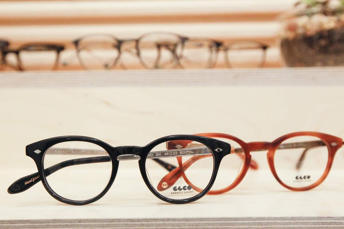 As screen time increases, so does your digital eye strain risk. What ...