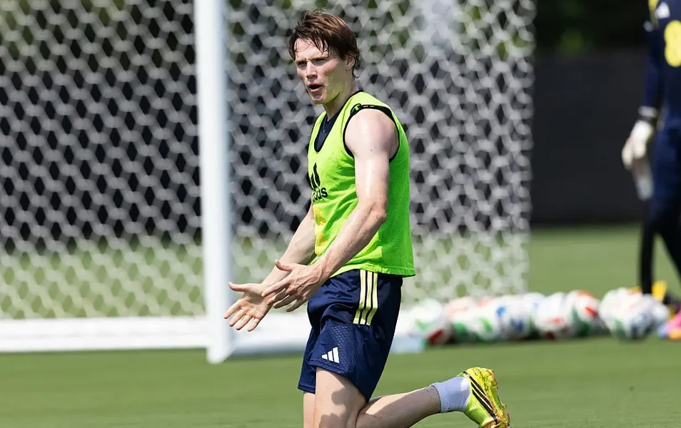 McTominay fit to start as Scotland target knockout breakthrough