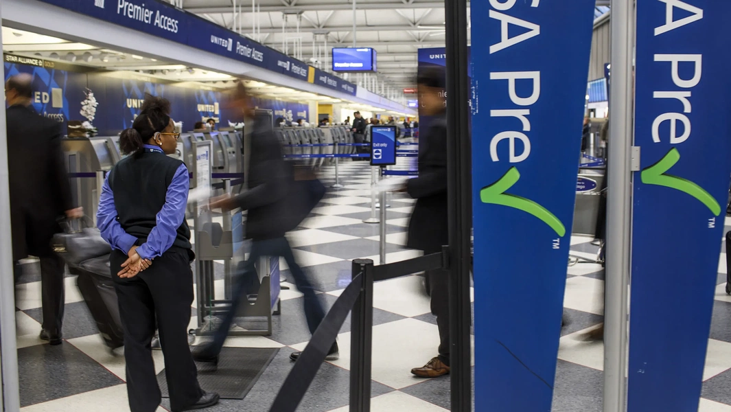 20 smart tips for faster, cheaper, and easier air travel