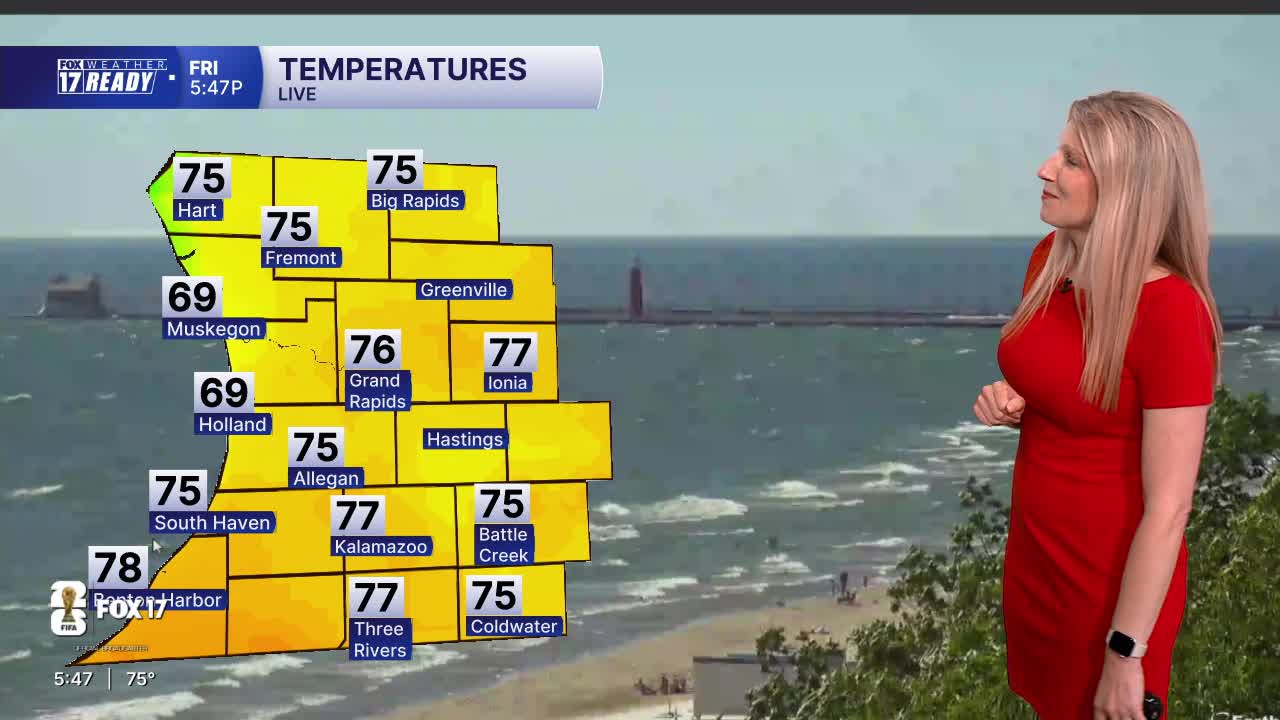 Friday late PM forecast: Cool and clear tonight, cold front Saturday PM