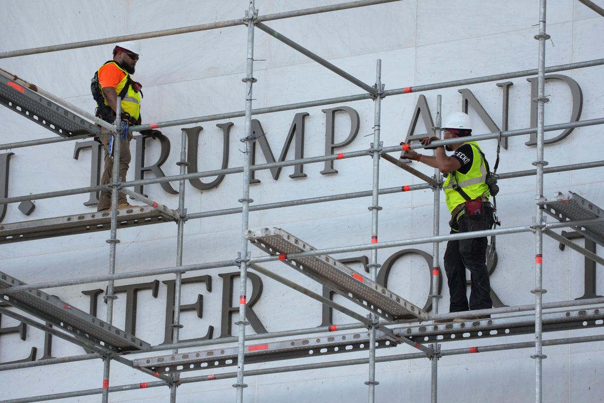 Construction crew set to strip Trump’s name from the Kennedy Center