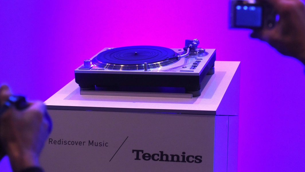 5 iconic vintage hi-fi components