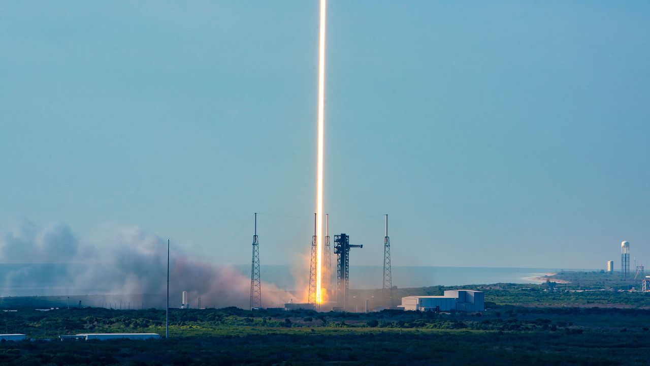SpaceX's stock wasn't the company's only launch today — it also put 29 ...