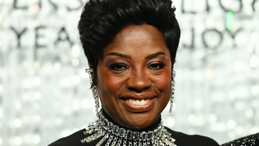 6 acclaimed actors with formal acting training