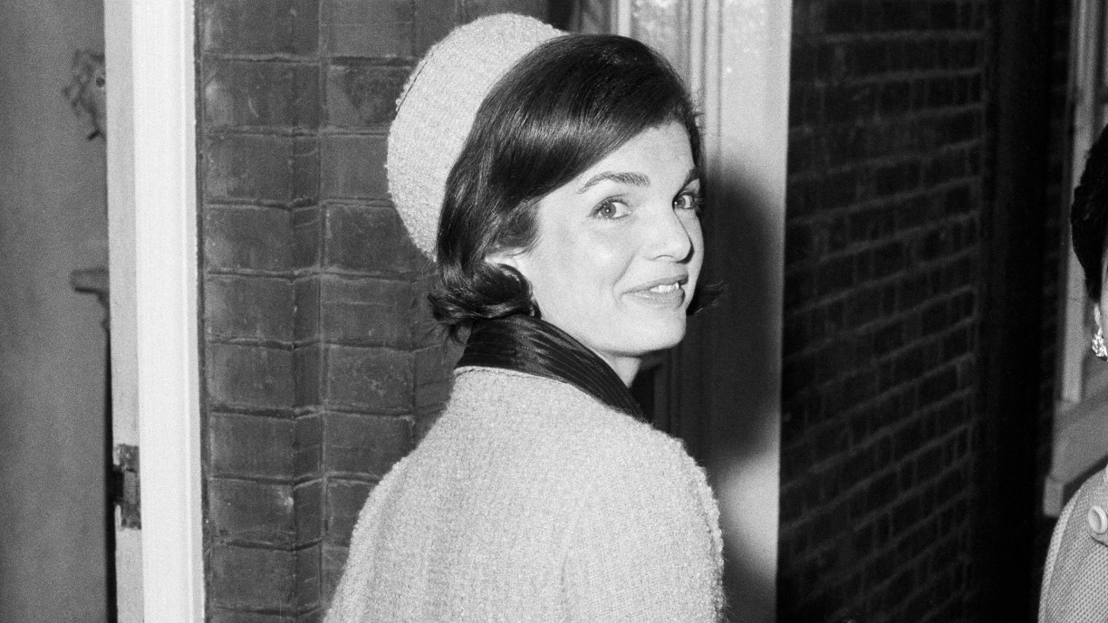 The two-word criticism Jackie Kennedy made about Queen Elizabeth revealed