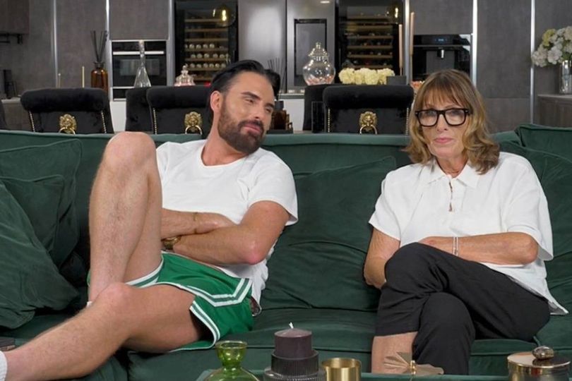 Gogglebox fans say 'good to see you back' as stars return to show