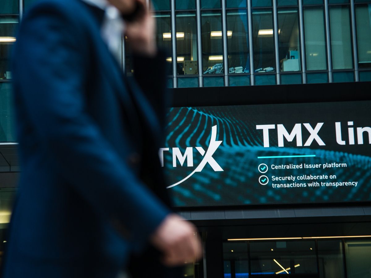 This TSX stock is making a global push with one analyst pricing in 40% ...