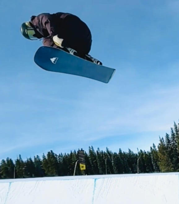 Korean American snowboarder aims for rare air with US