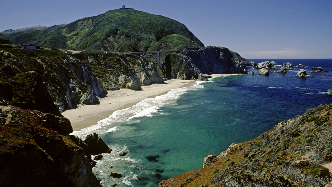 20 scenic road trips across the United States