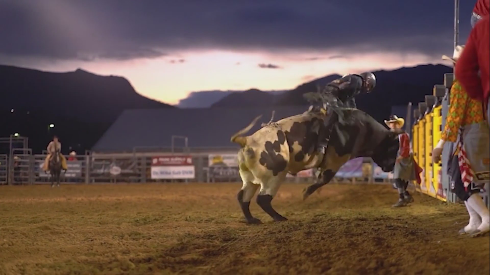 Estes Park hosts highest-elevation rodeo in US