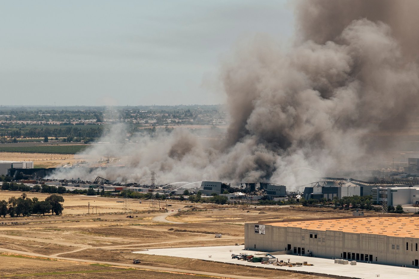 Officials say sprinklers at California medical equipment warehouse didn ...