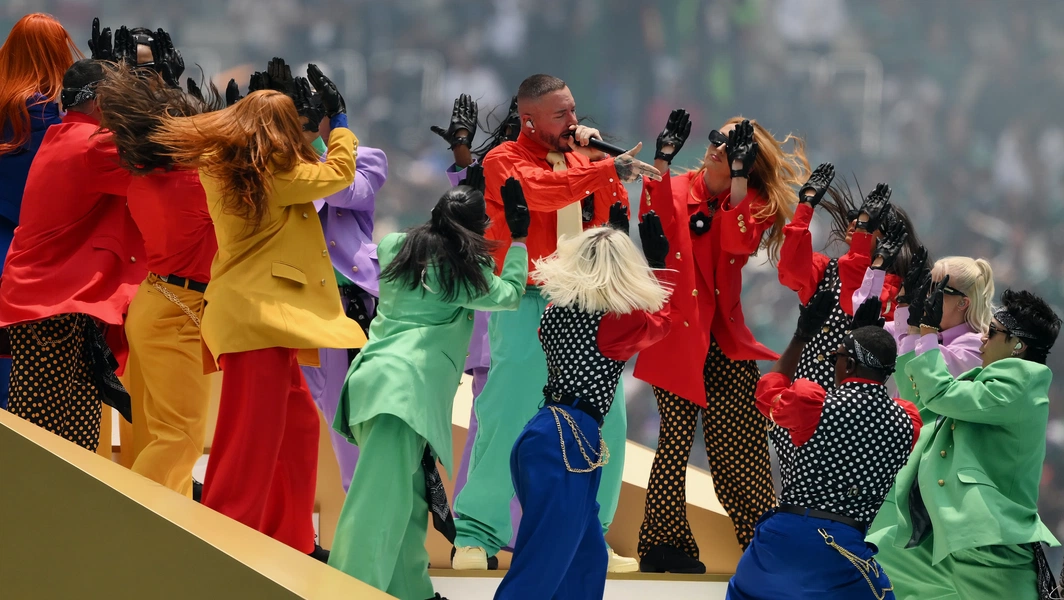Shakira body double theory sparks World Cup debate