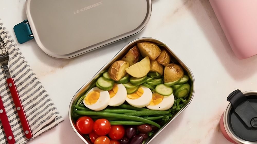 Le Creuset’s new food storage line is replacing plastic containers with ...