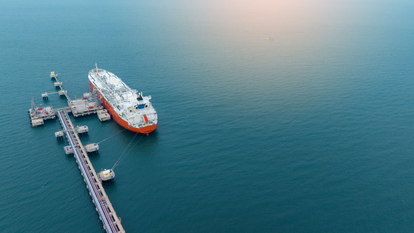 Oil prices drop by 2% as Trump calls off Iran strike plan