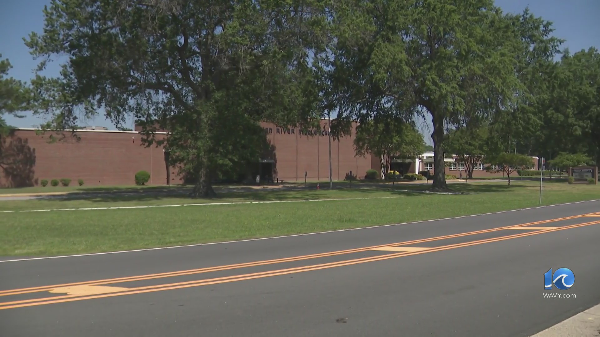 Indian River Middle School students relocated due to air conditioning ...