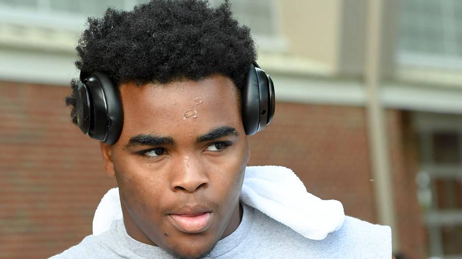 Insider predicts that elite Michigan D-line target will wind with up ...