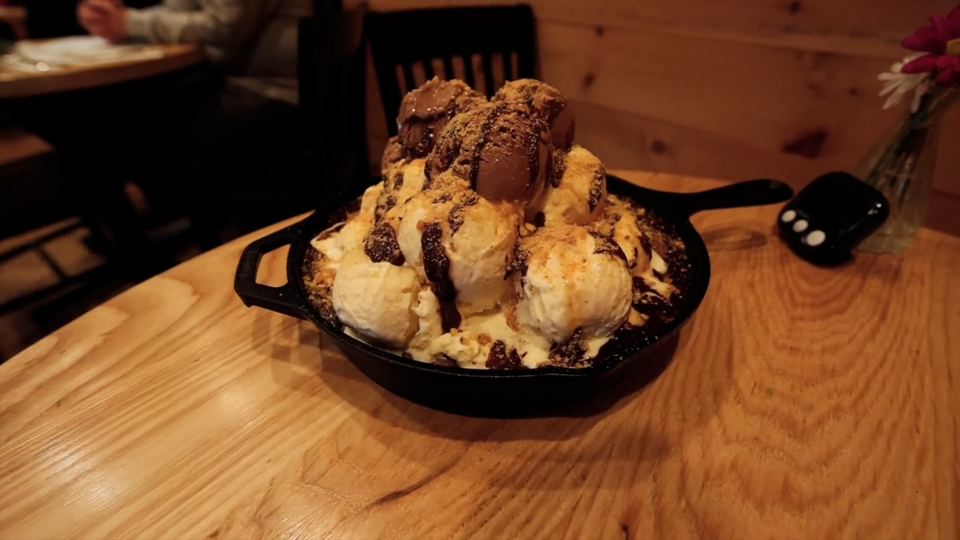 $200 cash if she can solo the team "Cookie Monster" skillet challenge ...