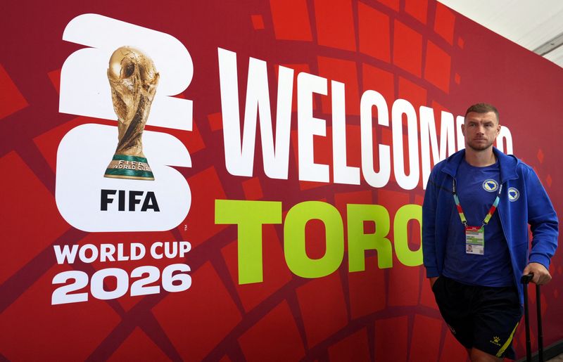 Soccer-David, Oluwaseyi lead Canada's attack as Bosnia bench Dzeko