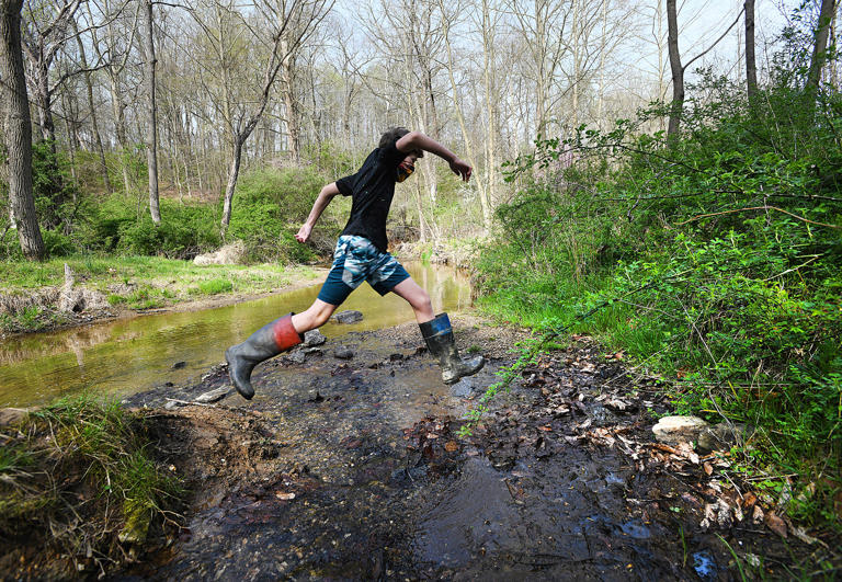Carroll County families mourn end of beloved Outdoor School overnight ...