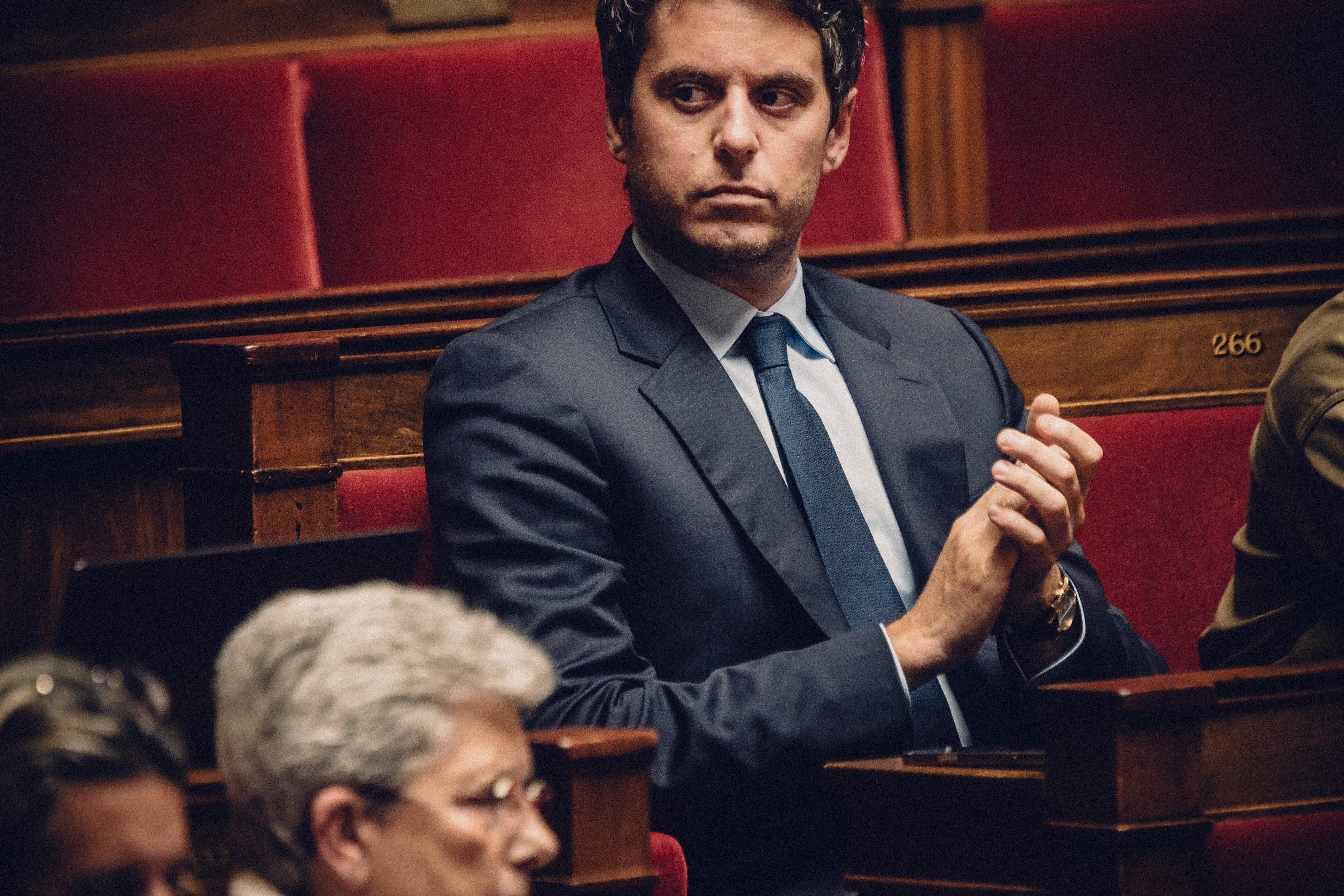 Pédocriminalité : Gabriel Attal veut « aligner le traitement des ...