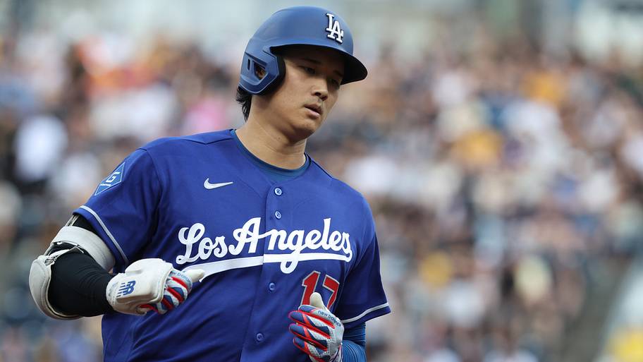 Dodgers lineup vs White Sox: Shohei Ohtani out with knee injury